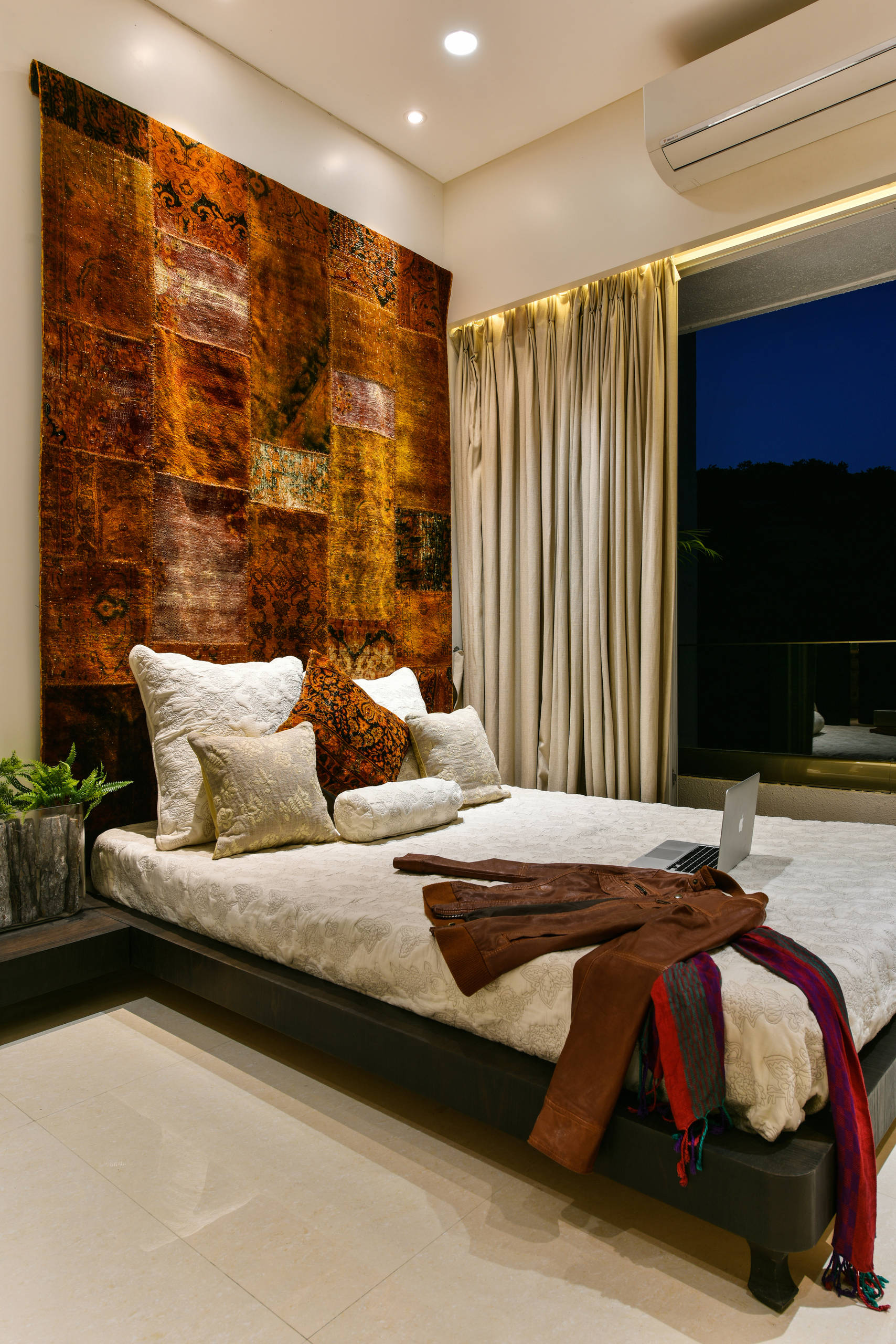 Bedroom Wall Designs for Indian Homes: Practical Ideas for Comfort and ...